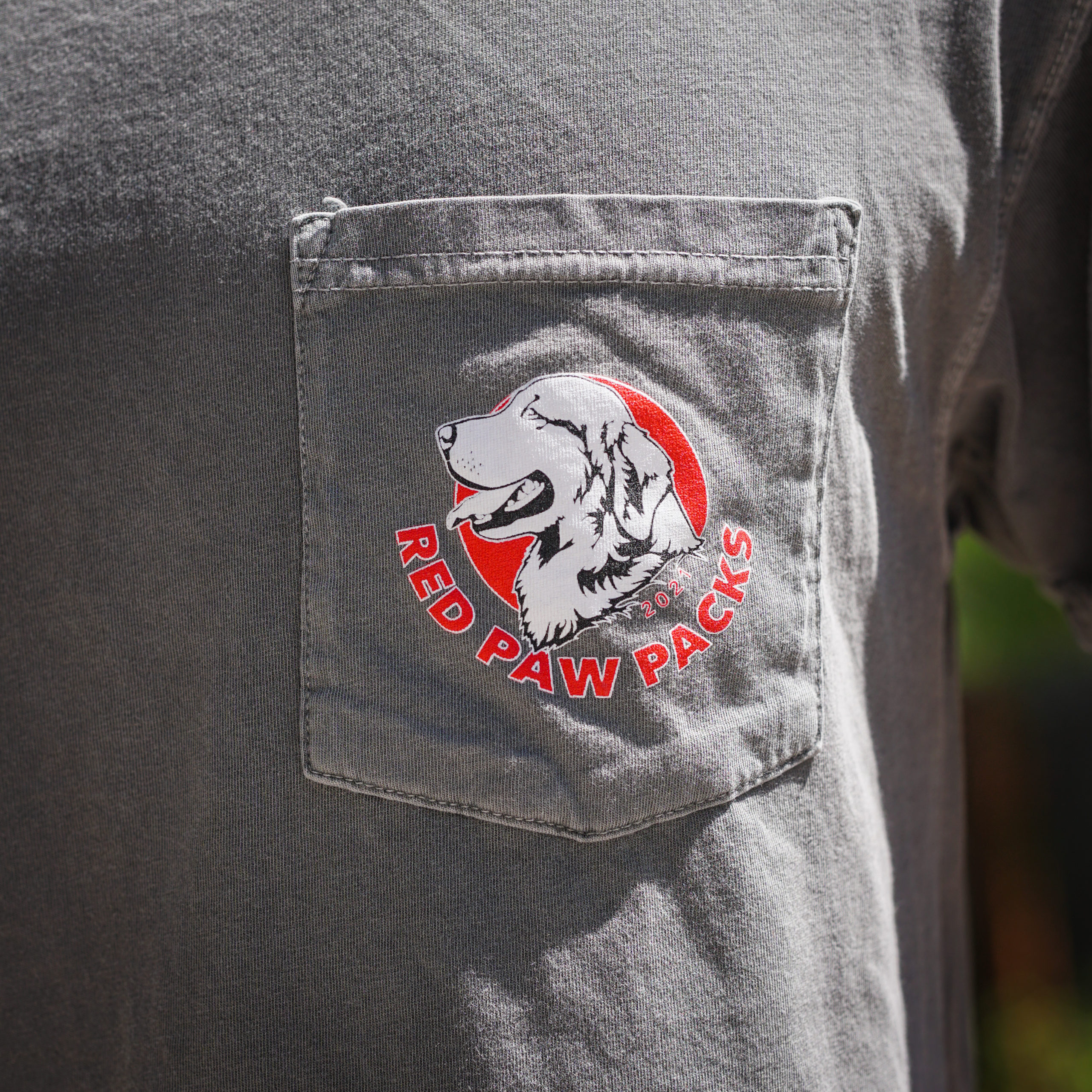 Red Paw Pocket T Shirt ⋆ Red Paw Packs